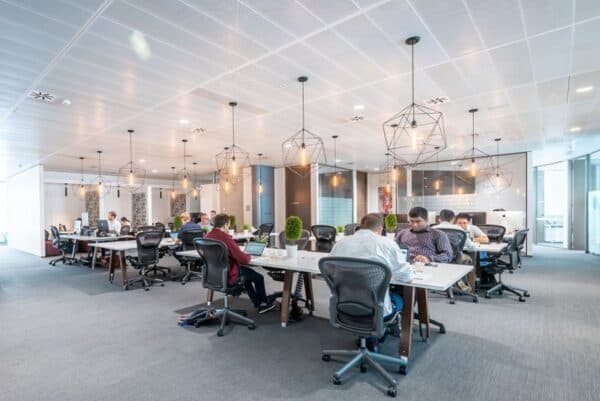 Level 24 3 International Towers300 Virtual Office | VHQ